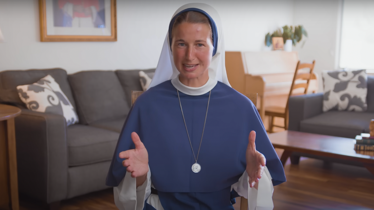 A Catholic Sister's 3 Life-Changing Tips for Starting & Ending the Day ...