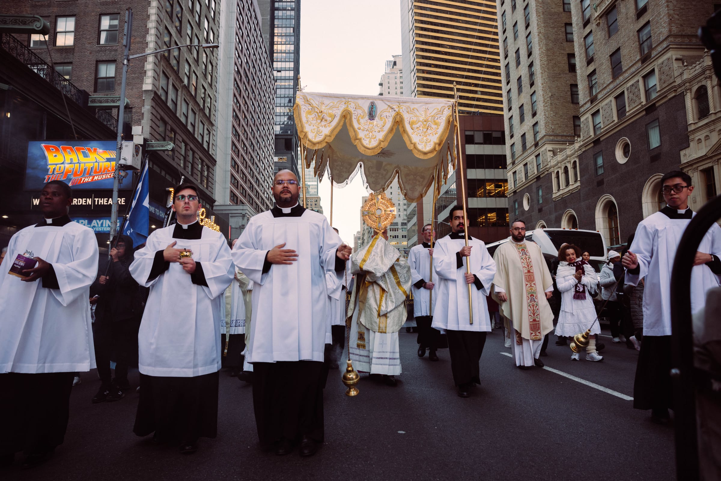 Cardinals to Lead NYC Eucharistic Procession this October