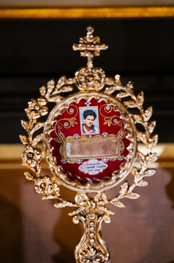 Eucharistic Procession with Carlo Acutis' First-Class Heart Relic to ...