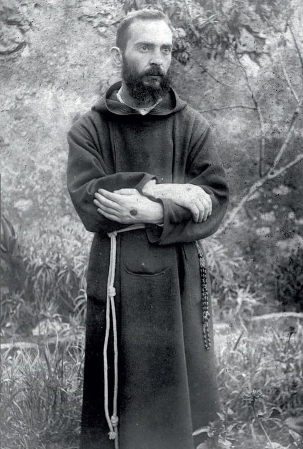 3 Modern Stigmatist Saints and Their Incredible Stories
