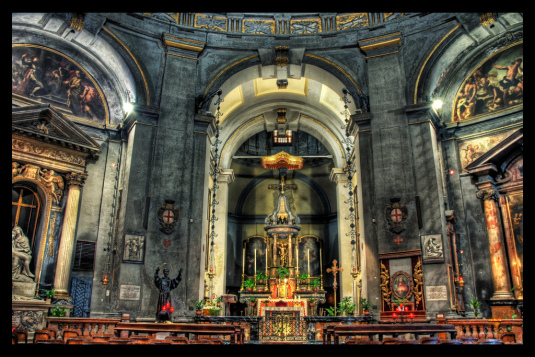 21 Mesmerizing Photos of the World's Most Beautiful Churches