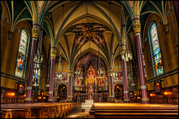 21 Mesmerizing Photos of the World's Most Beautiful Churches