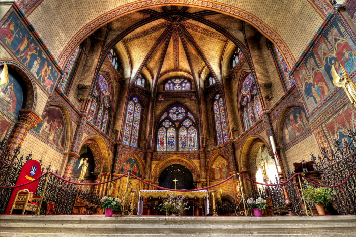 21 Mesmerizing Photos of the World's Most Beautiful Churches