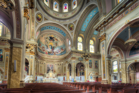 21 Mesmerizing Photos of the World's Most Beautiful Churches