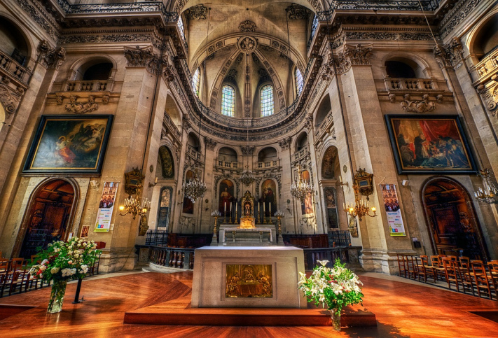 21 Mesmerizing Photos of the World's Most Beautiful Churches