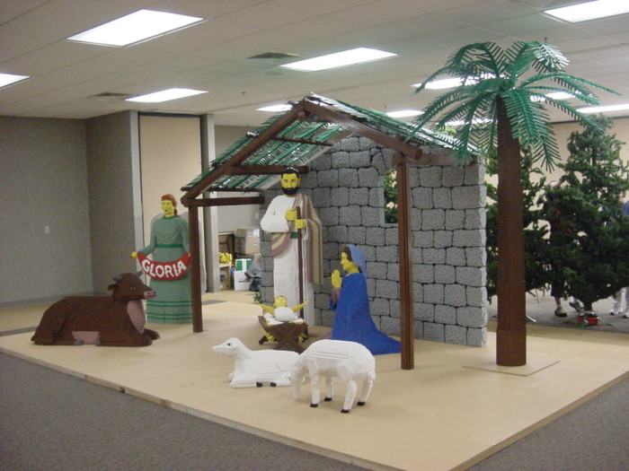 12 Amazing Christian Sculptures Made Entirely Out of LEGOs