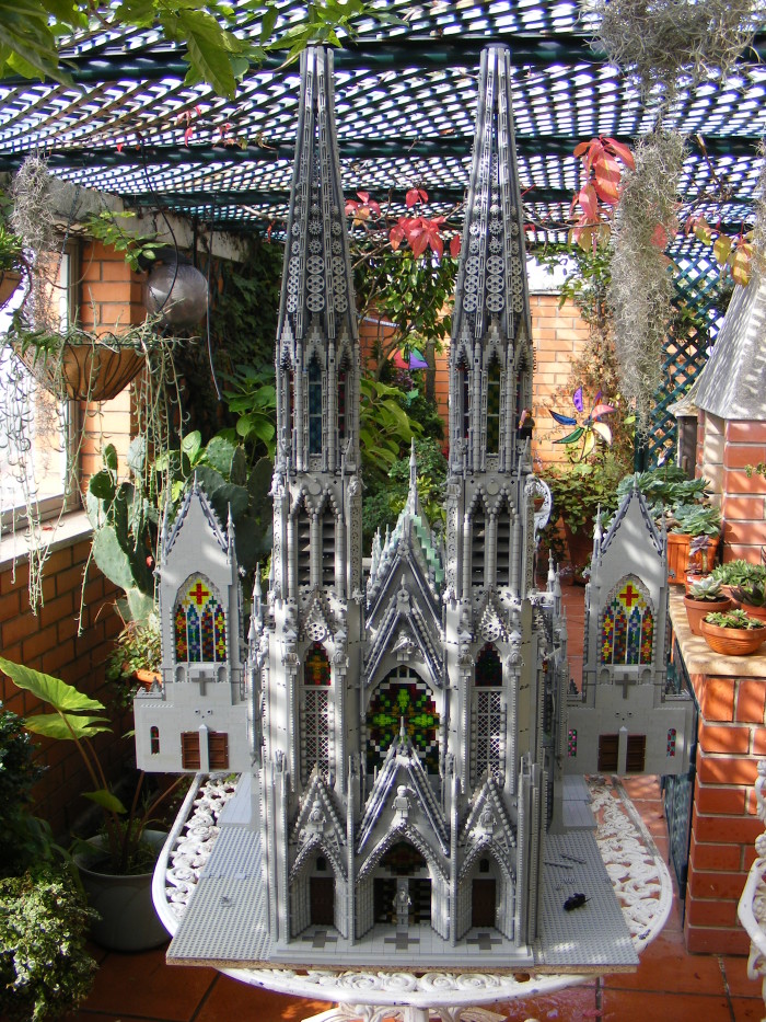 12 Amazing Christian Sculptures Made Entirely Out of LEGOs