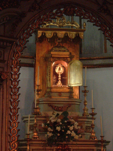 5 Extraordinary Eucharistic Miracles that Left Physical Evidence (With ...