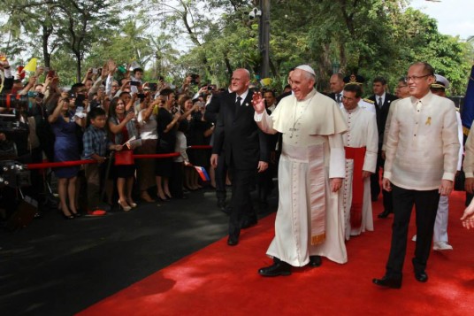 When Popes Wore Crowns: A Pictorial History of the Papal Tiara