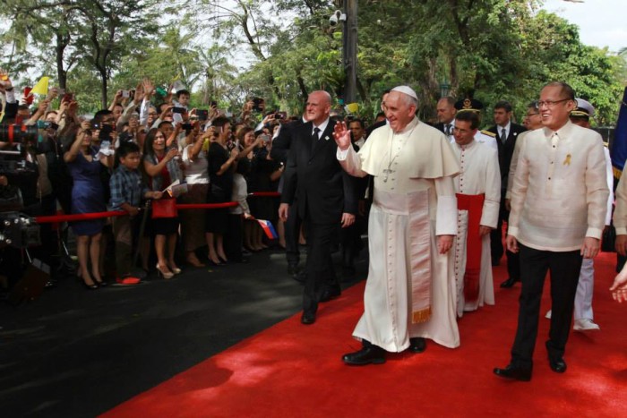 When Popes Wore Crowns: A Pictorial History of the Papal Tiara