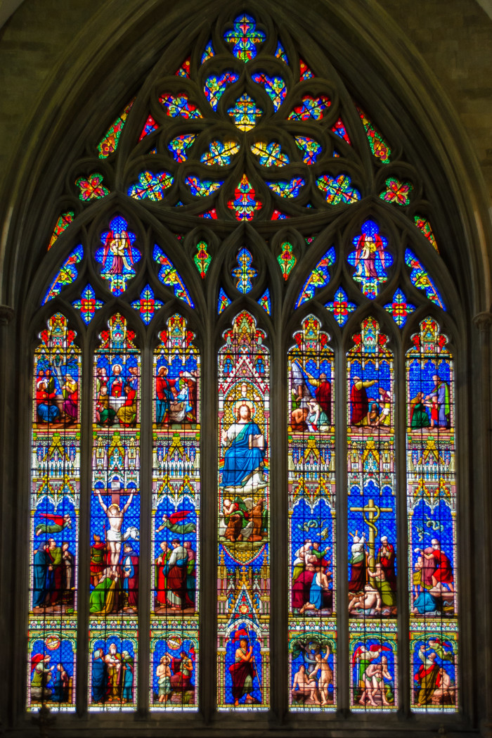 21 Awe-Inspiringly Beautiful Stained Glass Windows