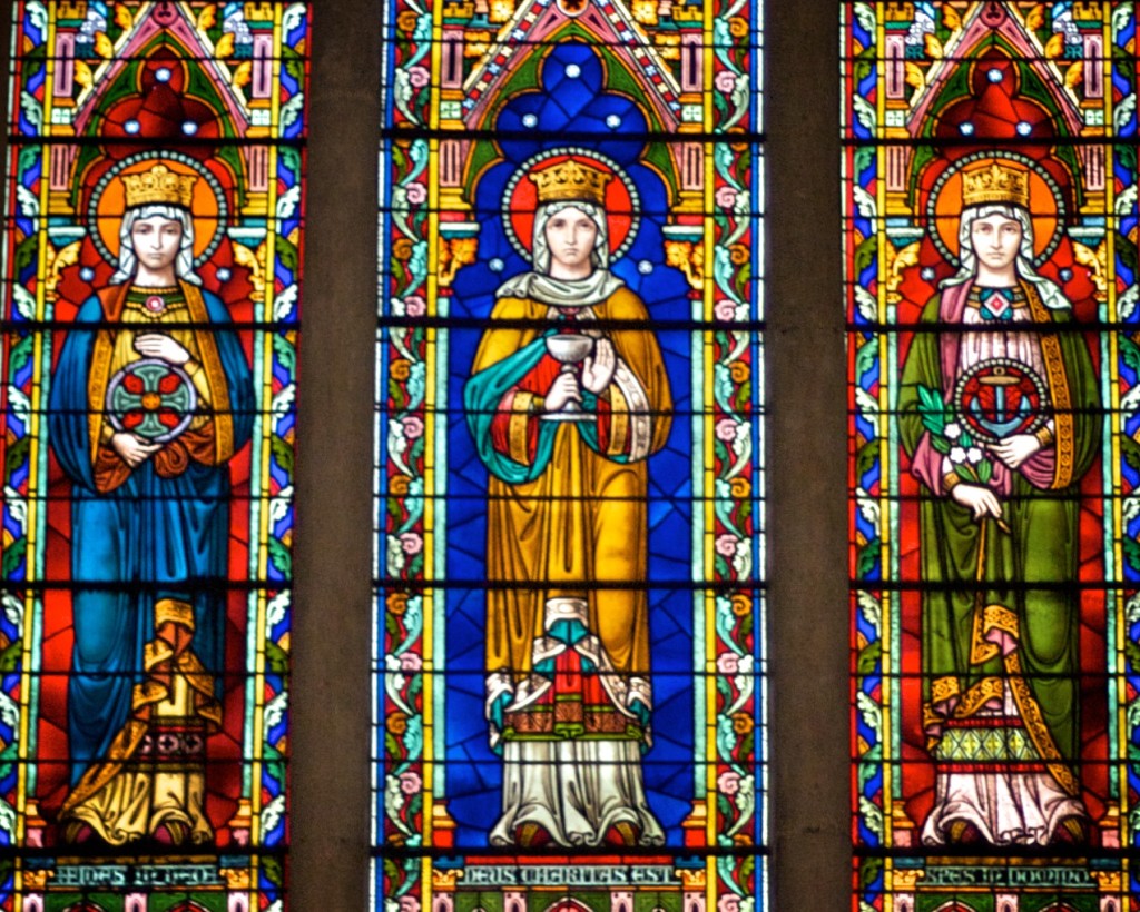 21 Awe-Inspiringly Beautiful Stained Glass Windows