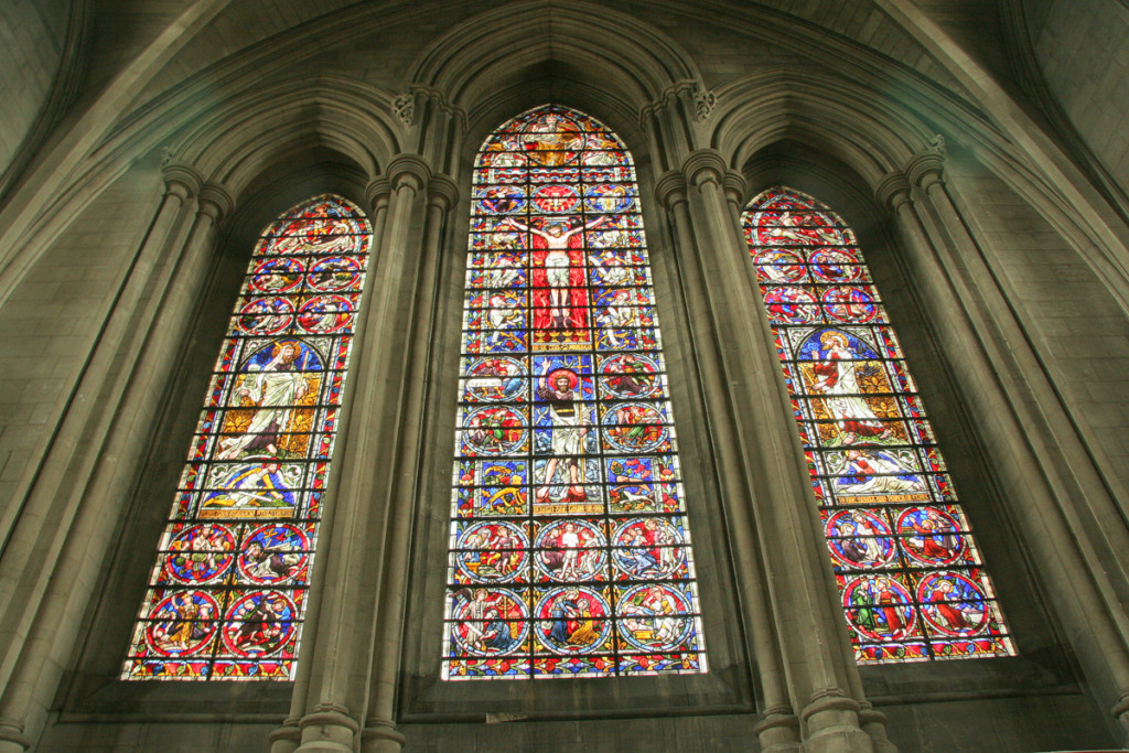 21 Awe-Inspiringly Beautiful Stained Glass Windows