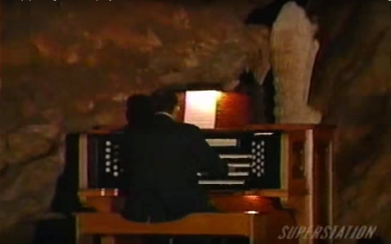 The Great Stalacpipe Organ Creates an the Other-Worldly Cave of Music