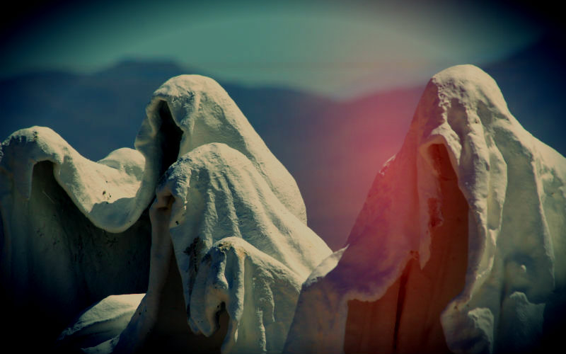 What Should Catholics Think About Ghosts? The Answer May Surprise You