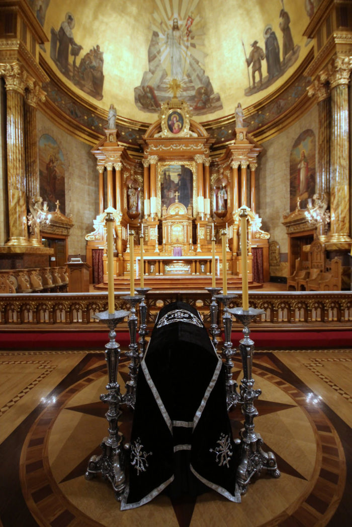 A Tour of the Stunning St. John Cantius Parish, America's Most ...