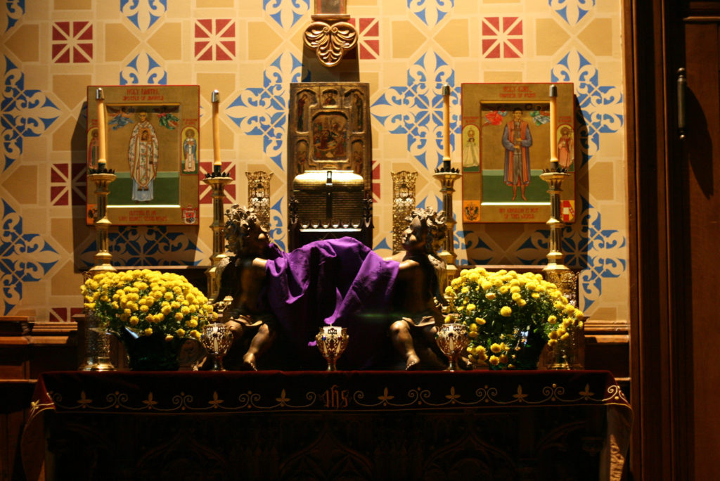 A Tour of the Stunning St. John Cantius Parish, America's Most ...