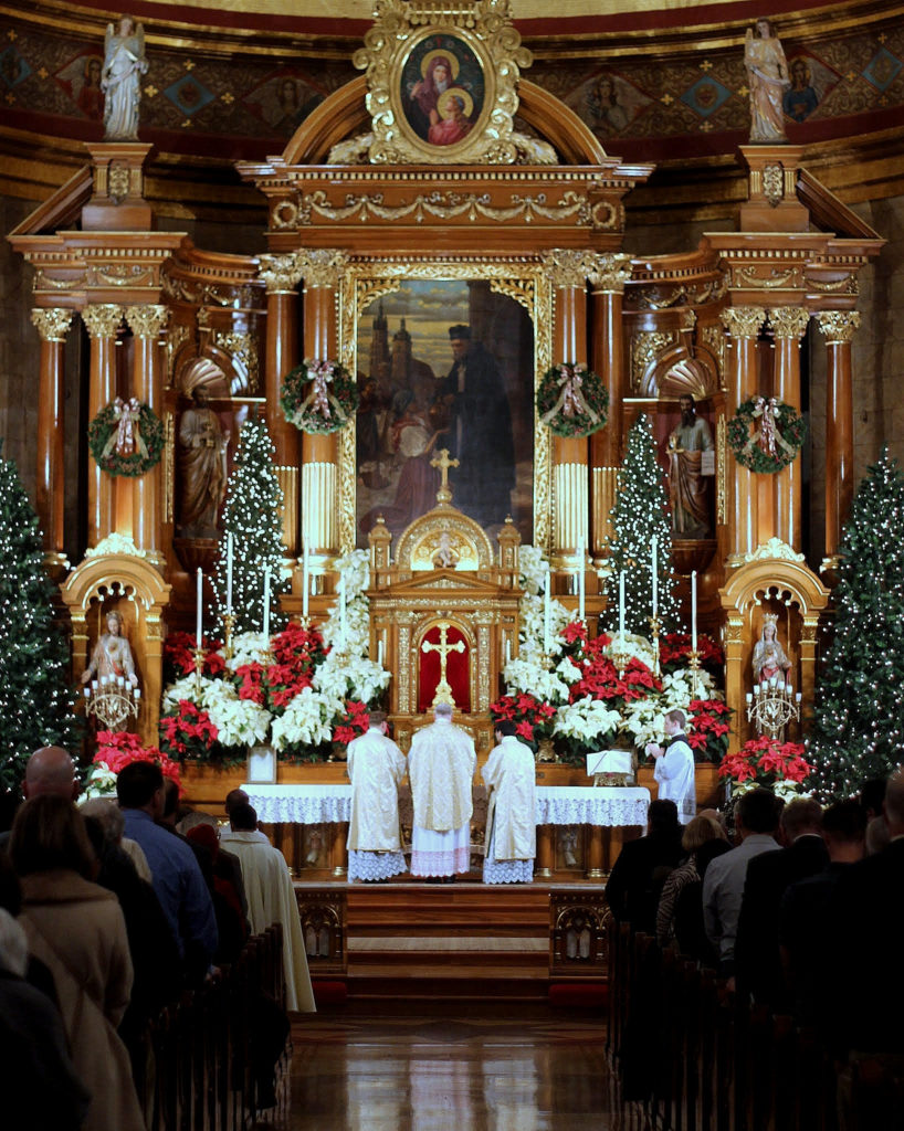 A Tour of the Stunning St. John Cantius Parish, America's Most ...