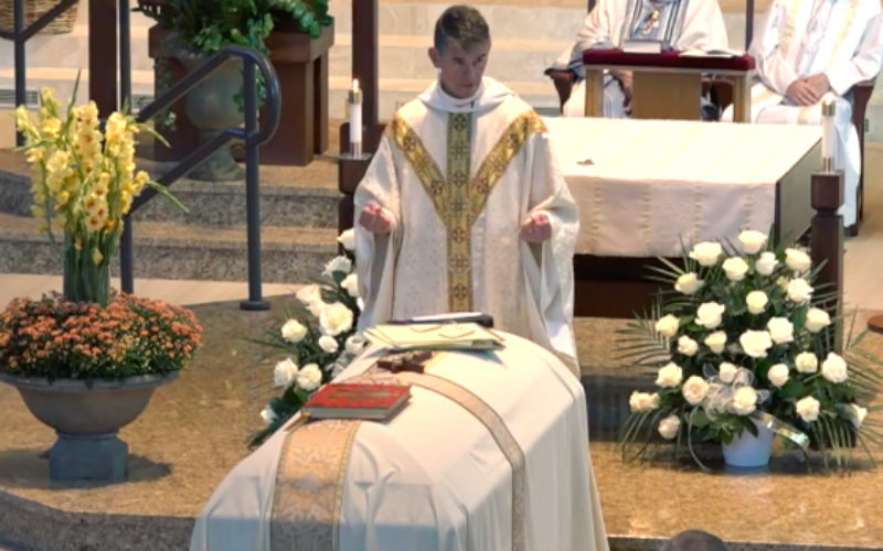 "Because of You, I Know Who God Is": Priest's Moving Homily for His Mom ...