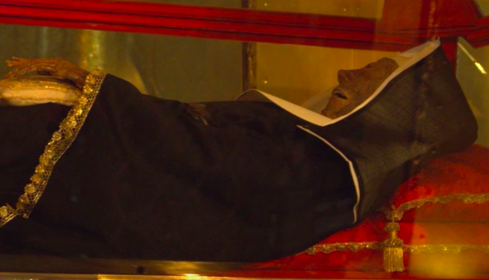 Incorrupt Bodies of Saints in Pictures