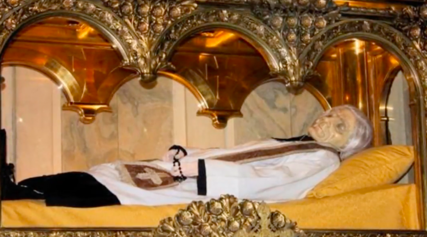 Incorrupt Bodies of Saints in Pictures