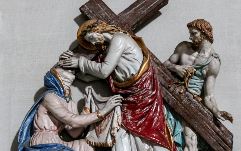 Your How-To for Holy Week: Traditions to Make Every Day of Holy Week ...