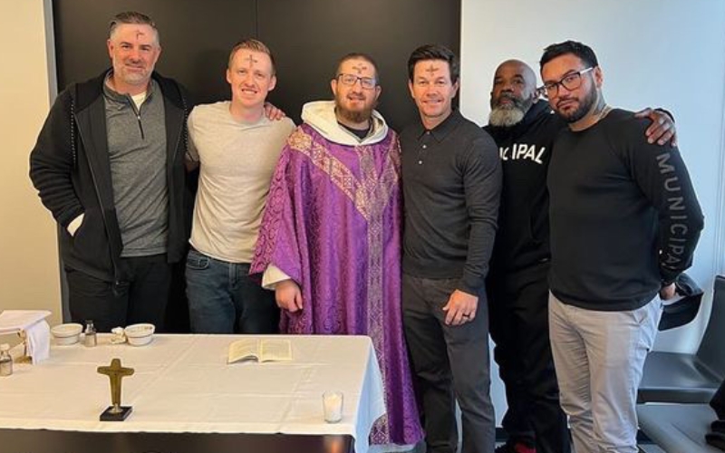 Inside Mark Wahlberg's Private Mass with a CFR Franciscan Friar on Ash ...