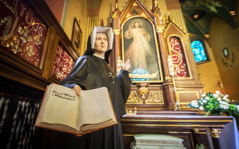 13 Mystical Messages Jesus Revealed to St. Faustina About His Infinite ...